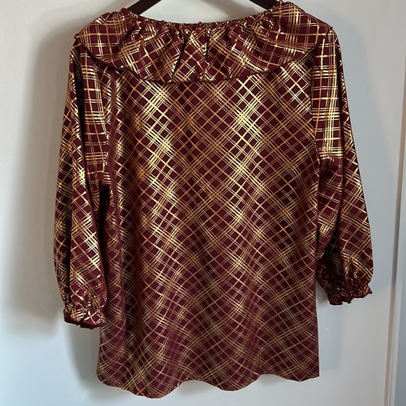 Suzanne Betro | Tops | New Weekend By Suzanne Betro Red Foil Diagonal ...